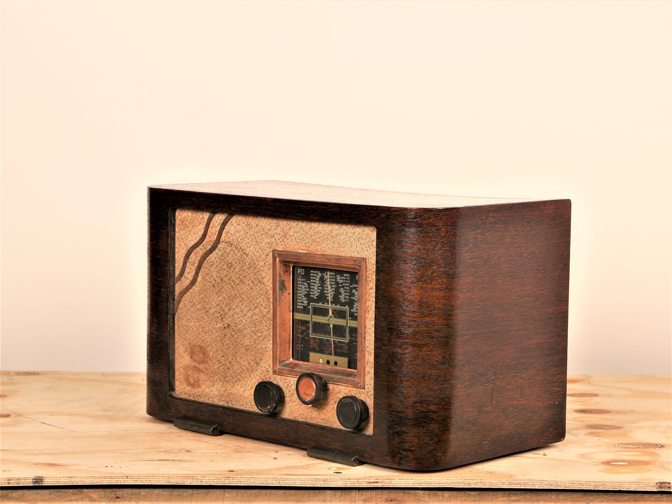 Radio vintage bluetooth Philco 437